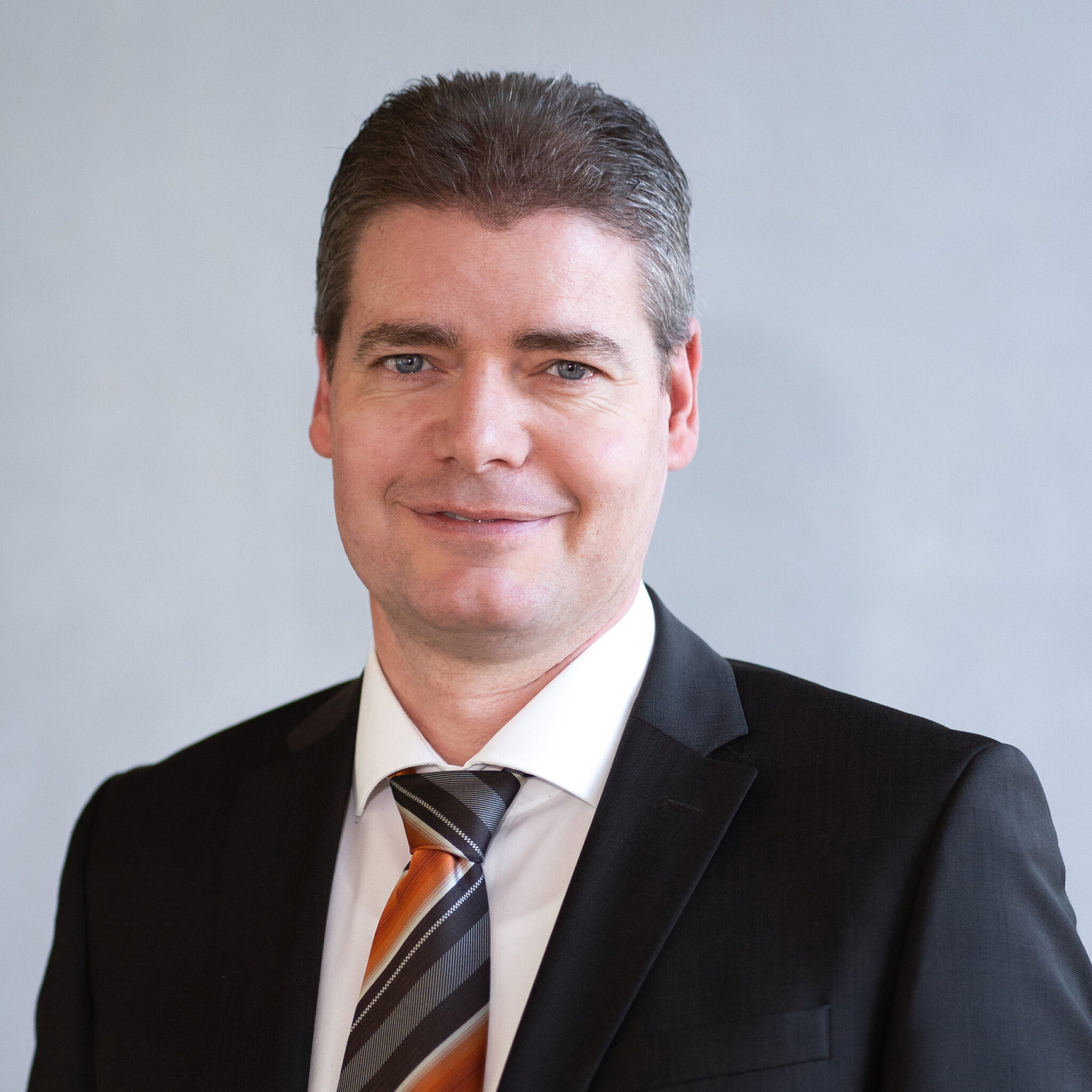 Ansprechpartner - hoenninger.de